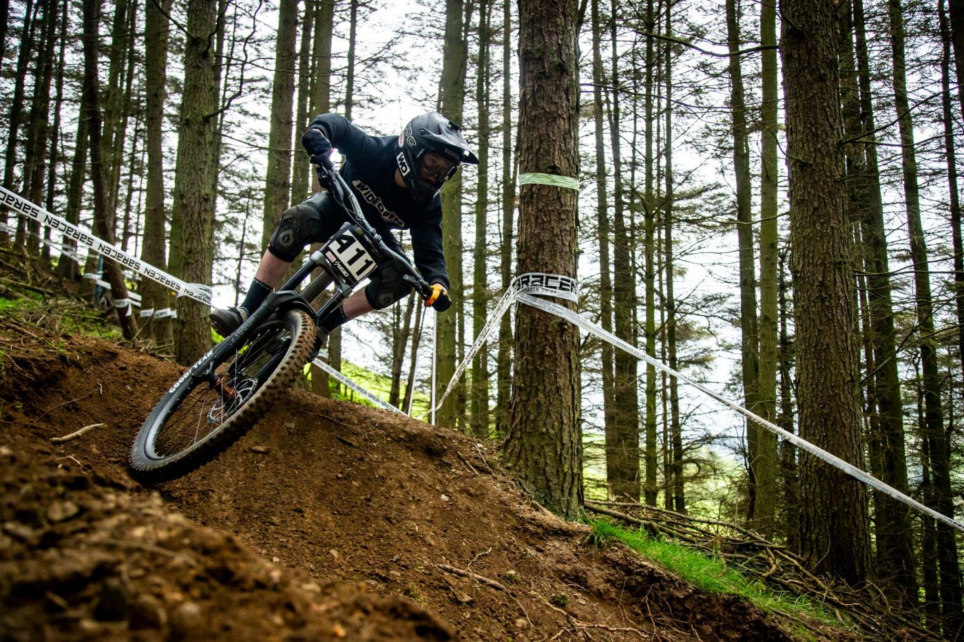 Dan Cope Takes the Win at the Welsh Downhill Series in Berwyn.