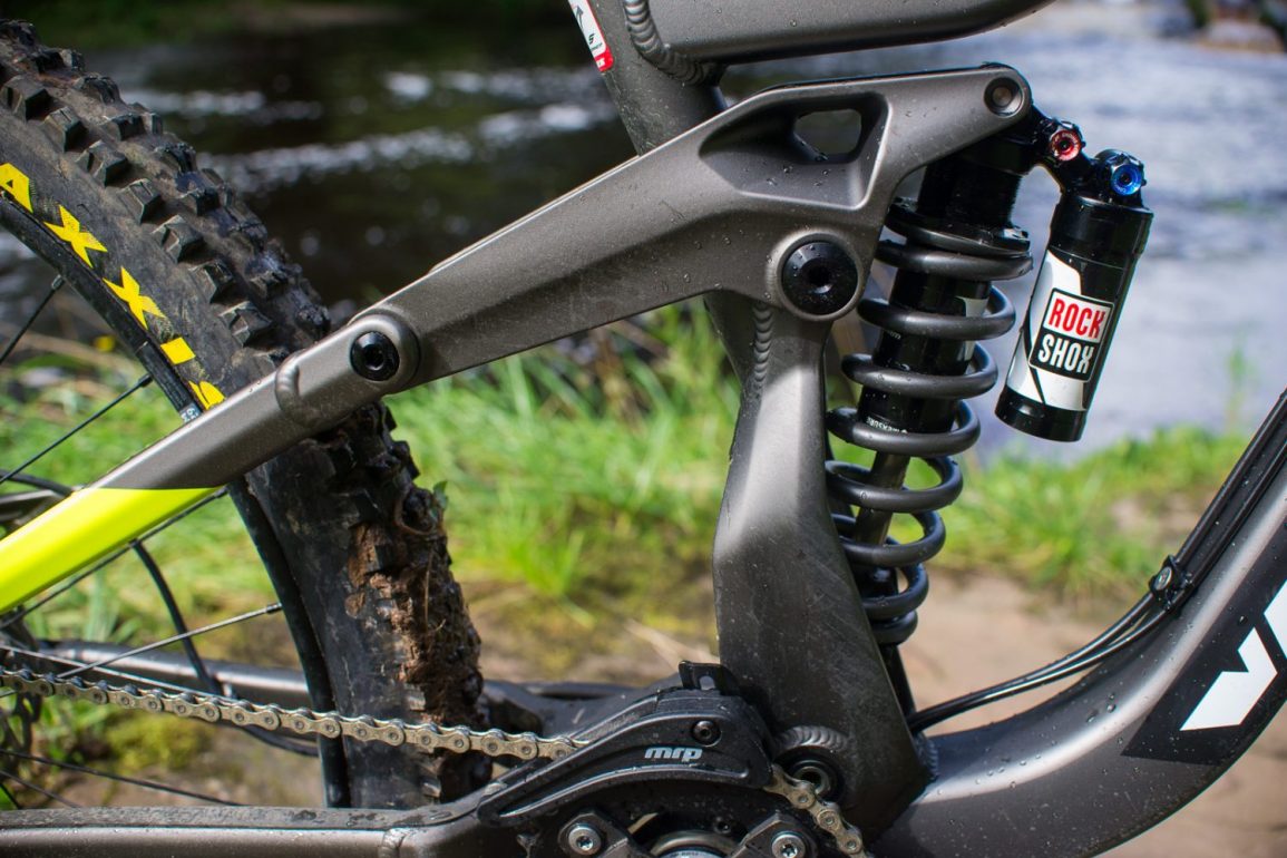 The Vitus Dominer - a downhill bike that doesn't cost a fortune